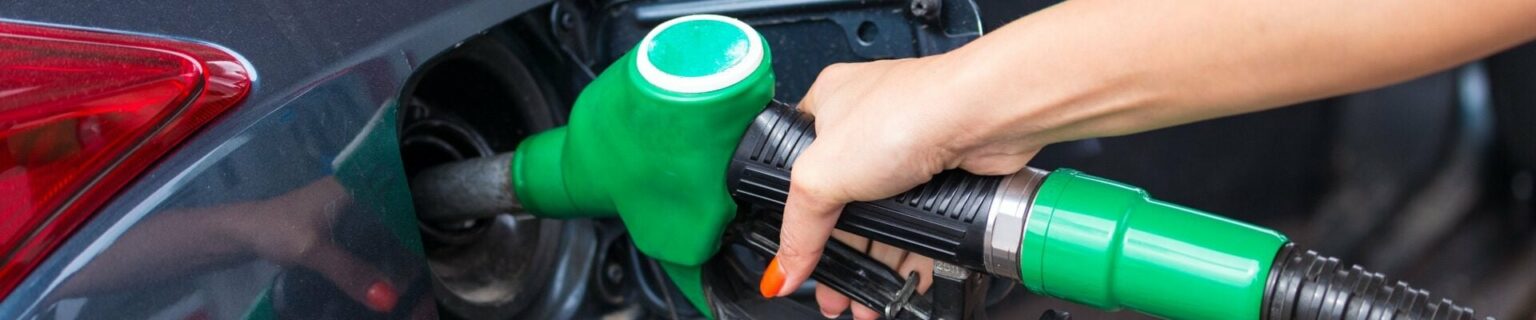 10 Ways to Save Fuel While Driving | 1 Stop Car Sales